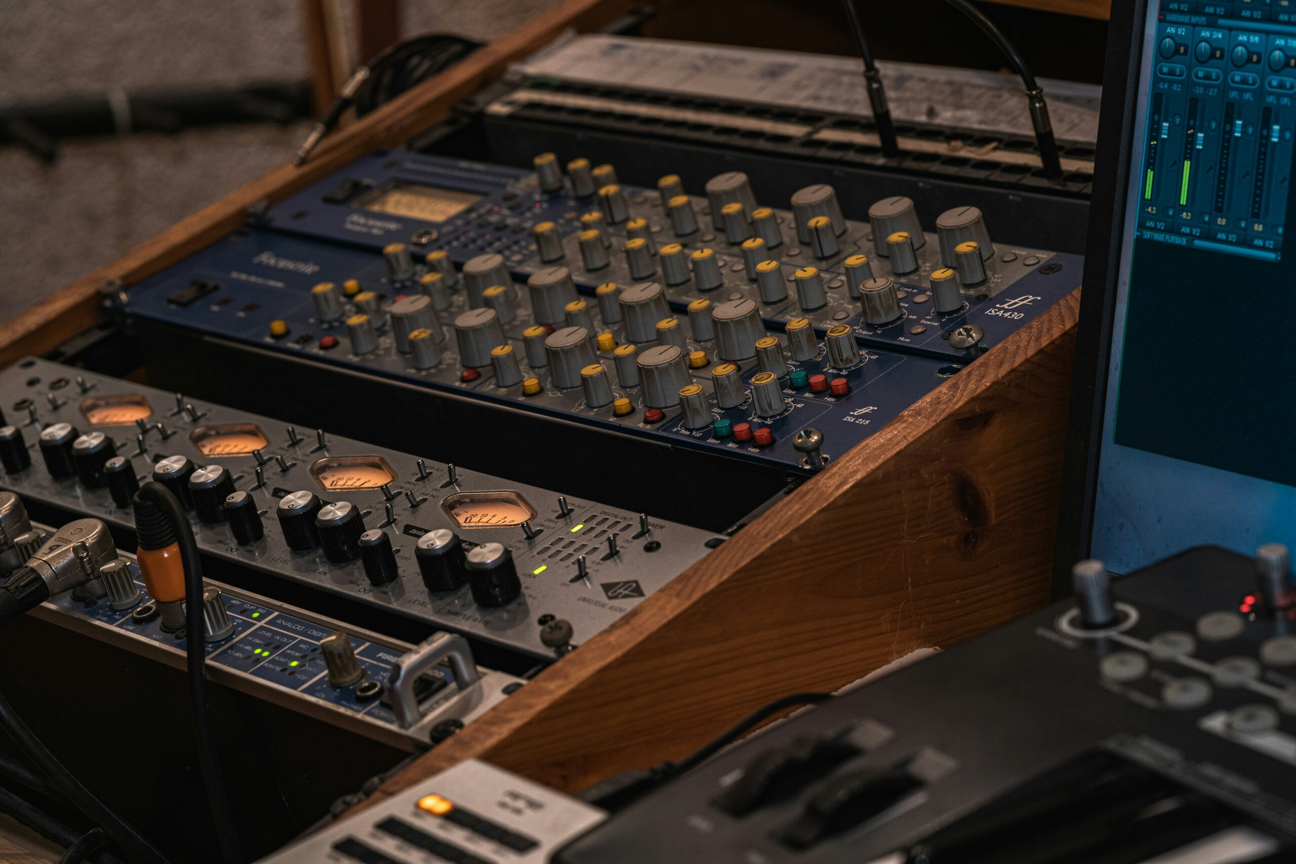 Everything you need to know about Sound Production - Mooders